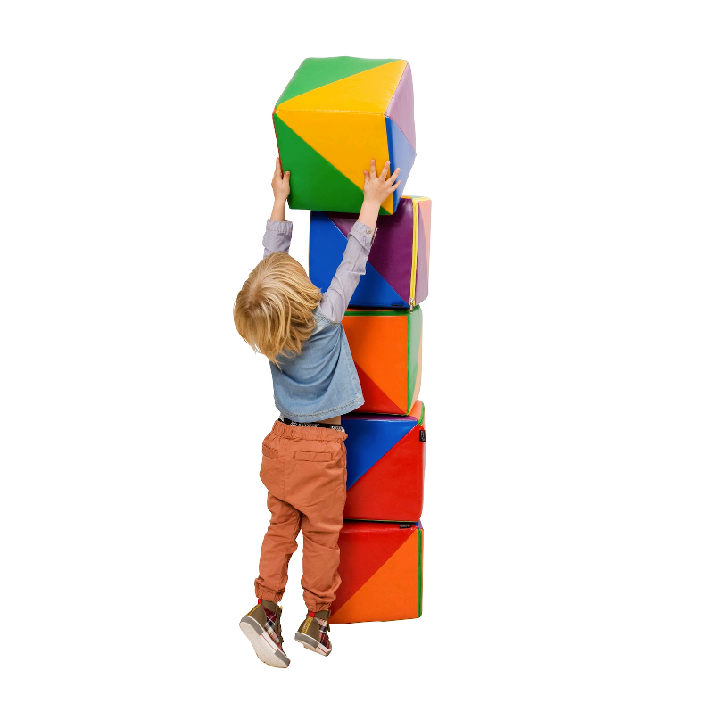 Geometric Blocks – PlayOn